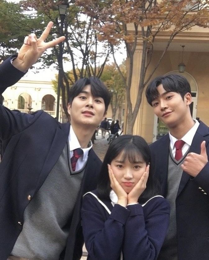 그 시절 우리가 사랑했던 교복 레전드 배우 모음 Style 읽을거리 에스콰이어 코리아 │ 패션 매거진 패션 잡지 남성지