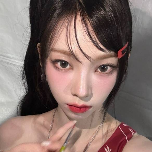 더보이즈 영훈과 함께한 몽블랑 익스플로러 향수 Style 읽을거리 에스콰이어 코리아 │ 패션 매거진 패션 잡지 남성지
