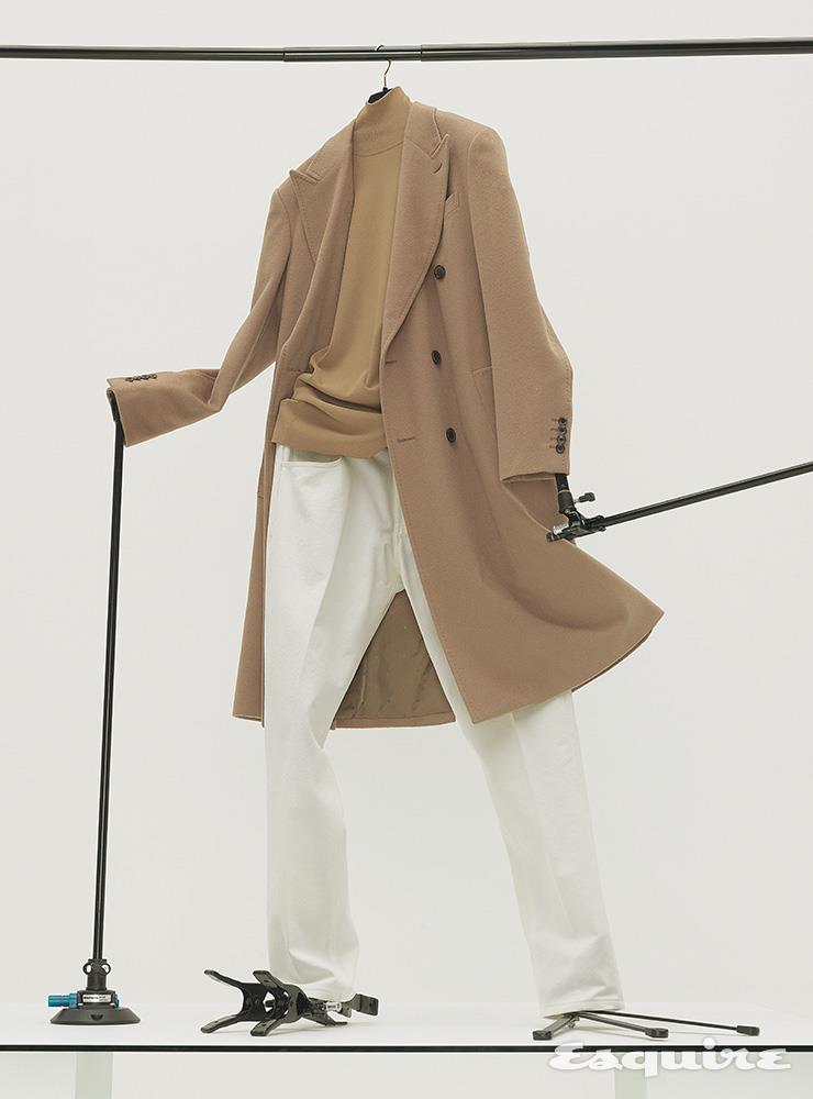 지금 입기 좋은 싱글과 더블브레스트 코트 Style 읽을거리 에스콰이어 코리아 │ 패션 매거진 패션 잡지 남성지