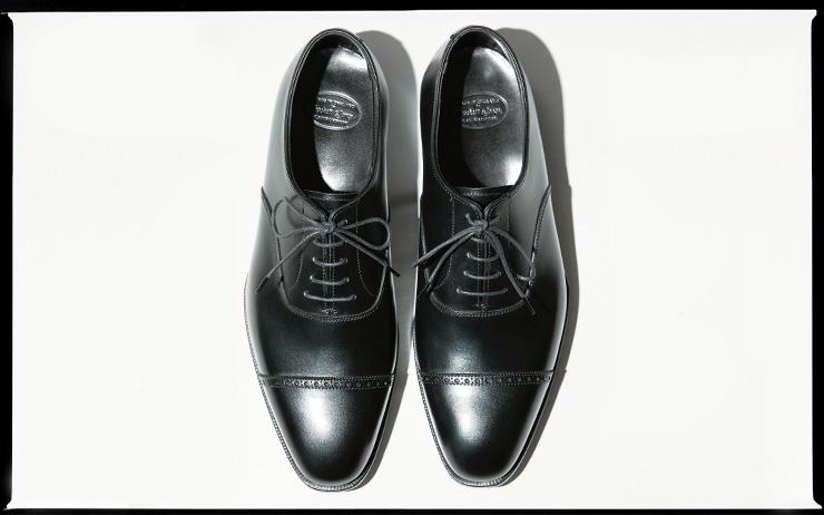 크로켓앤존스의 간결한 옥스퍼드 슈즈 Style 읽을거리 에스콰이어 코리아 │ 패션 매거진 패션 잡지 남성지